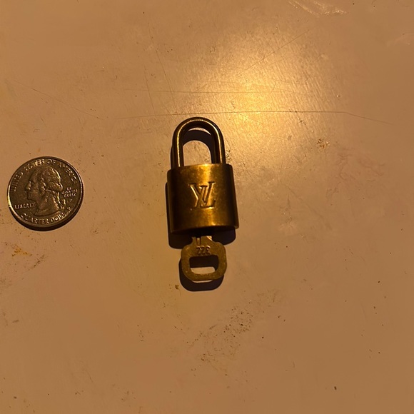 Other | Louis Vuitton Key Set 322 | Poshmark
